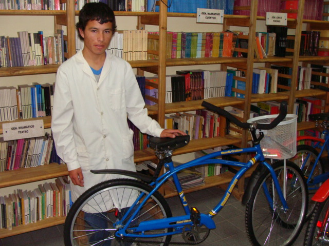 Escuela Media 267 "Tte Daniel Jukic": ENTREGA DE NUEVAS BICICLETAS