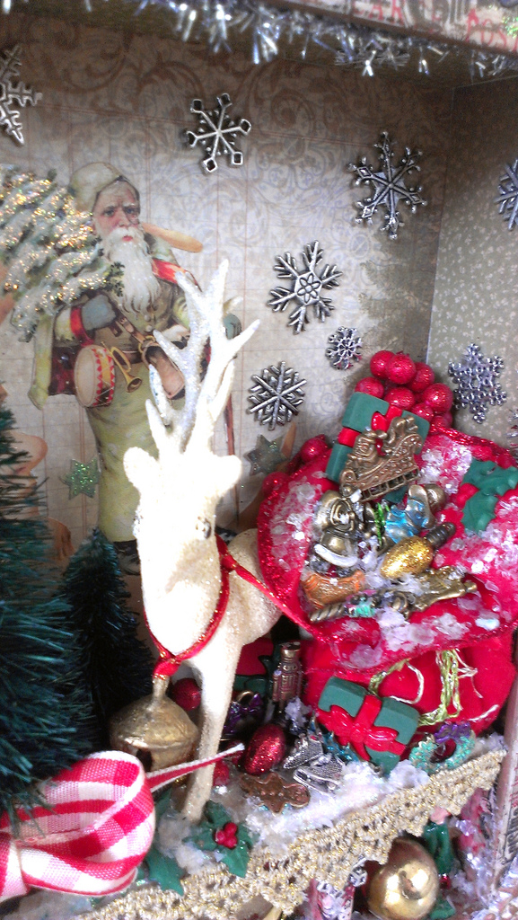 starrgazer creates: Christmas Assemblage