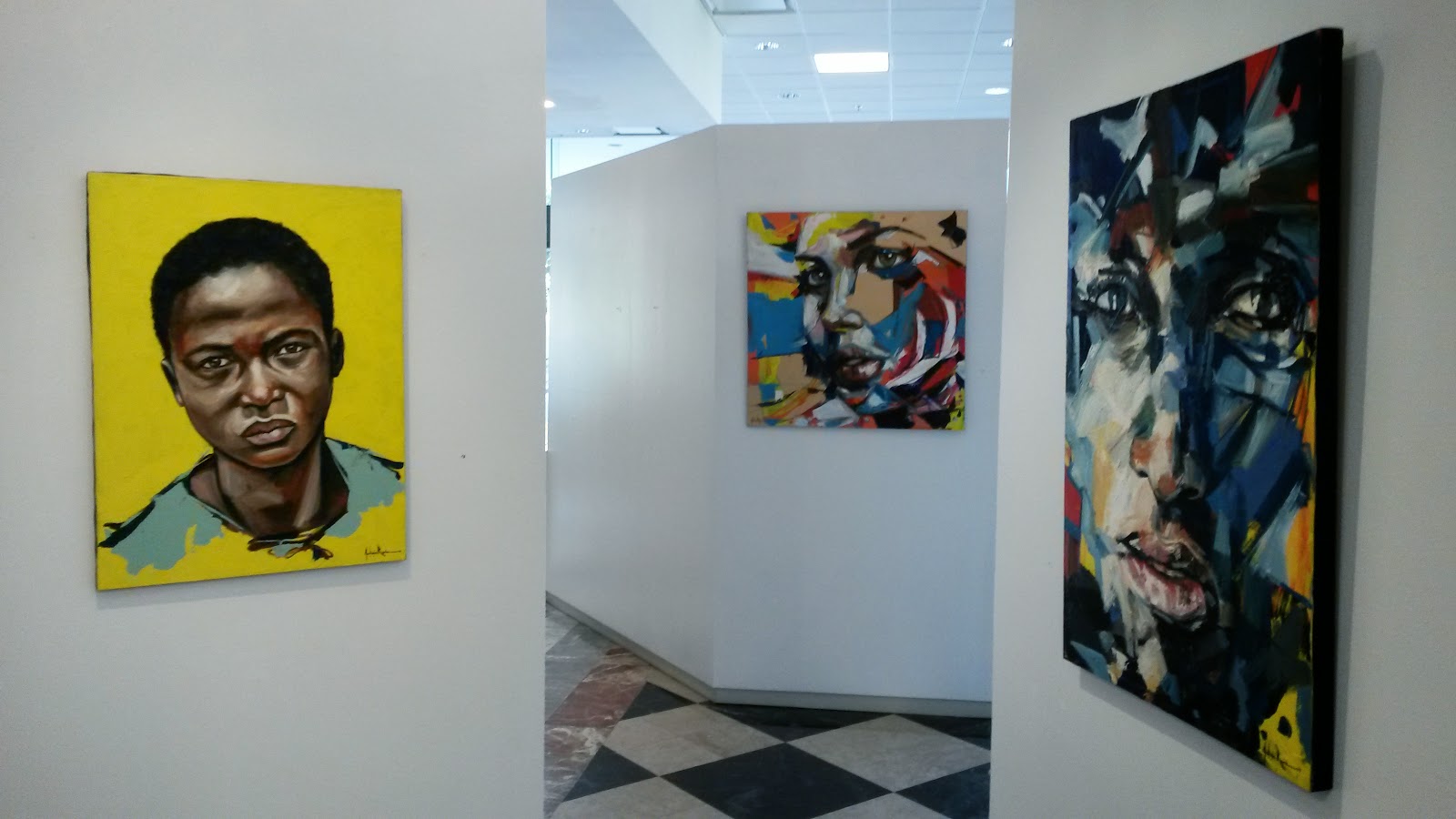 Coloridos retratos de la negritud en la pintura de Julián Ruiz