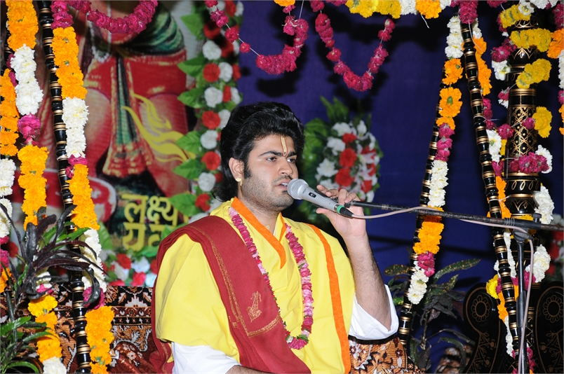 VYO: Photos of VYO Rajkot celebrates Holi Rasiya & Phool Faag Utsav