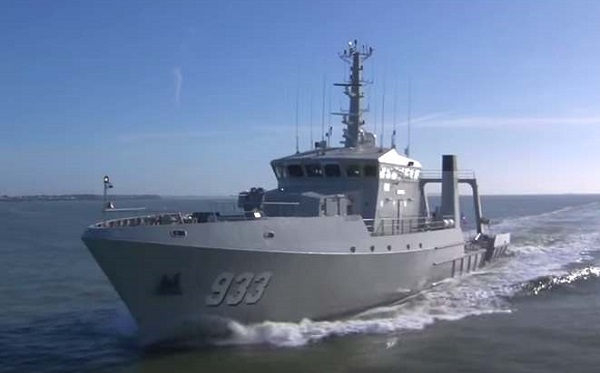 Kapal perang Canggih KRI RIGEL 933 cari korban pesawat Lion Air JT-610 ...