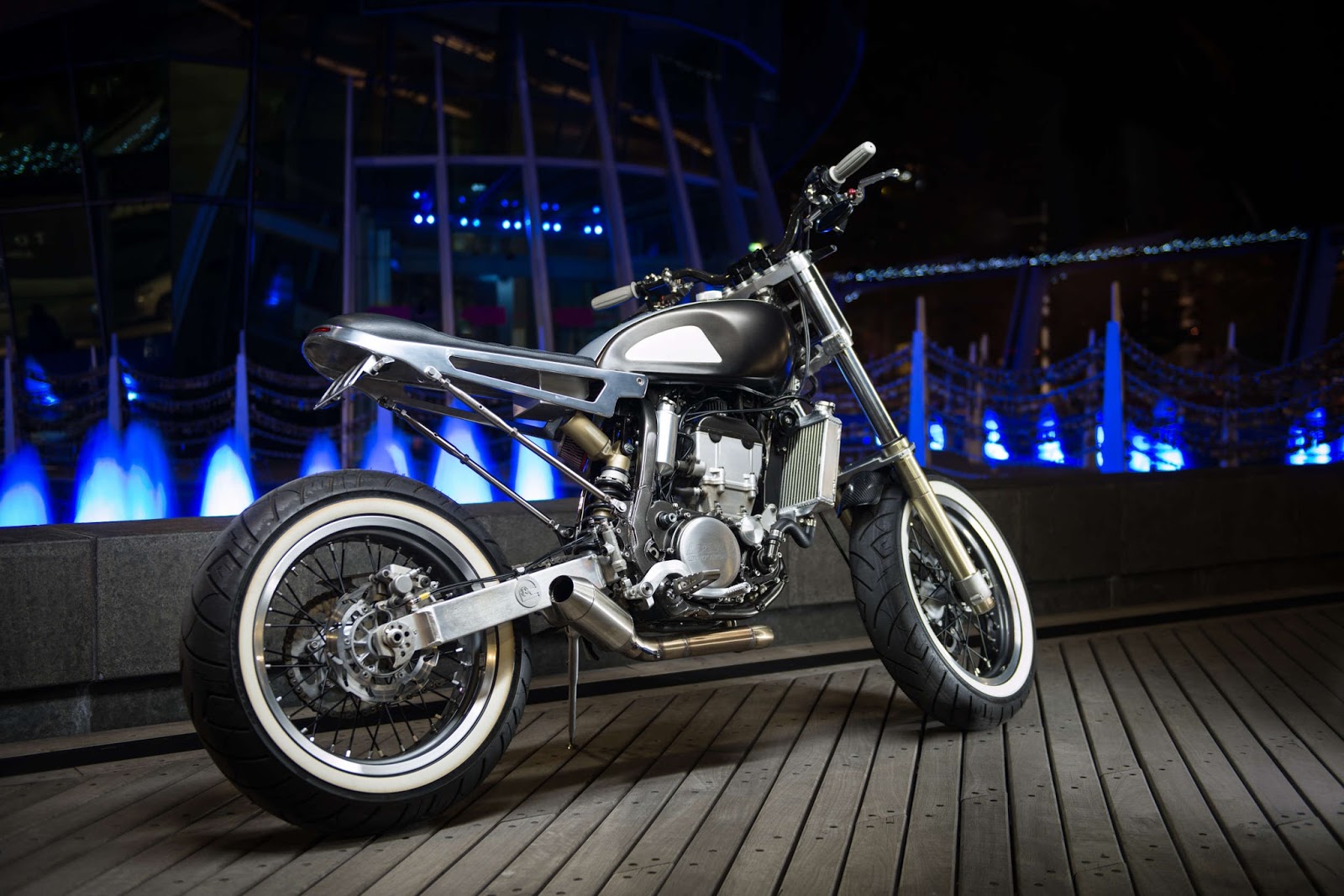 "The Hooligan" DRZ400 / Rogue motorcycles