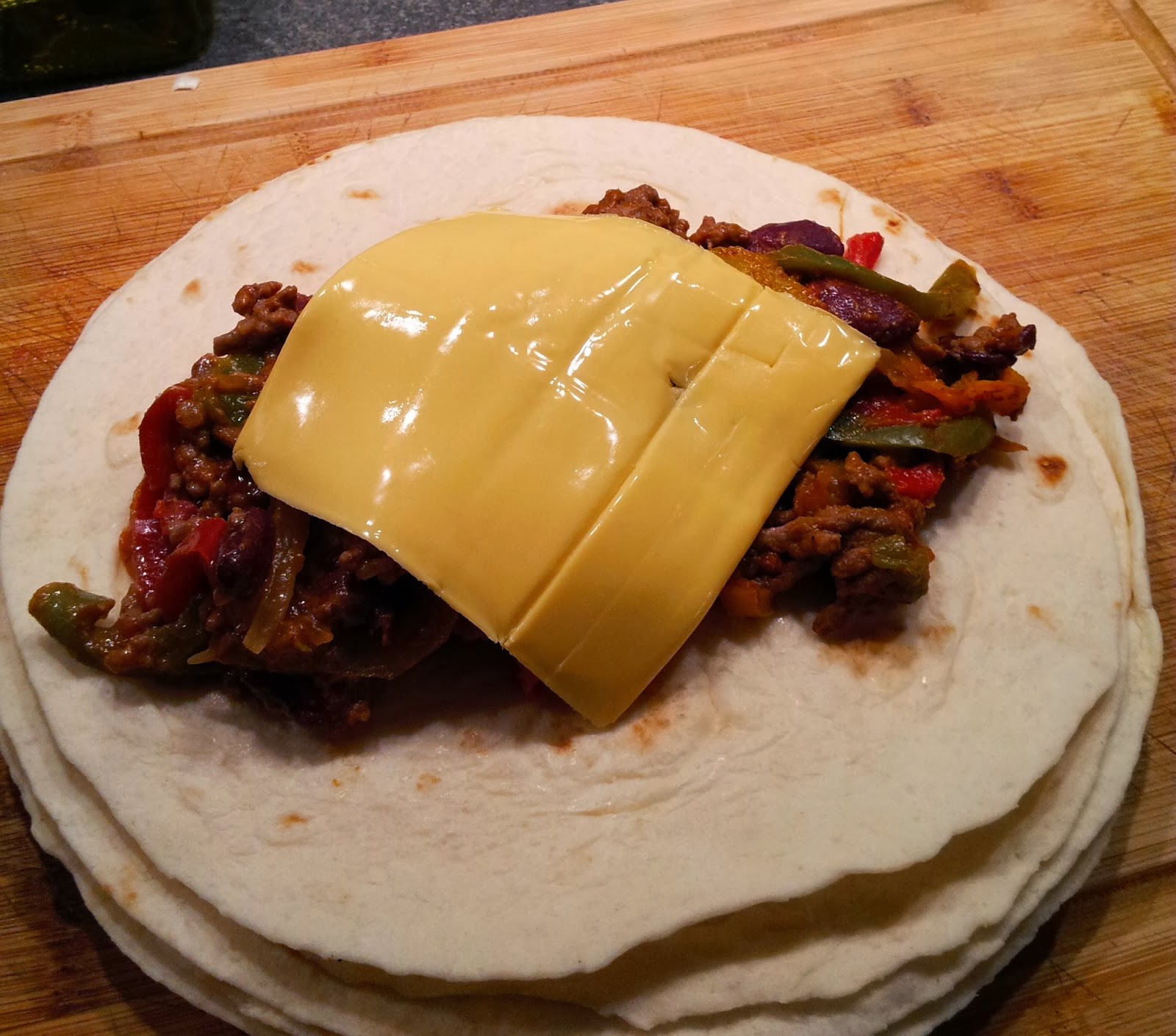 Qu'est ce qu'on mange ce soir ?: TORTILLAS DE CHILI CON CARNE