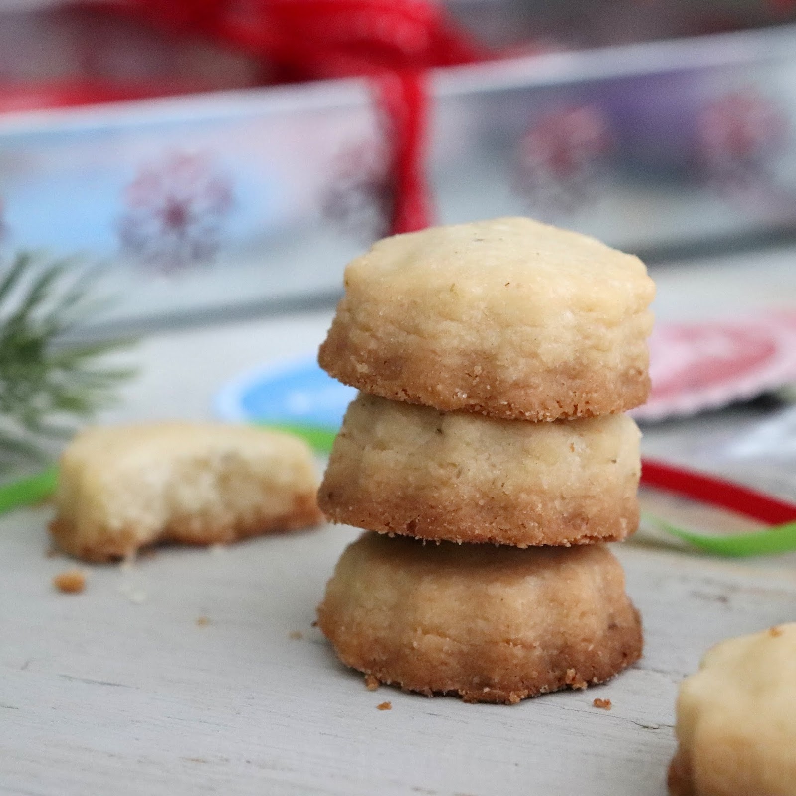 Torviewtoronto: Lavender Shortbread Cookies