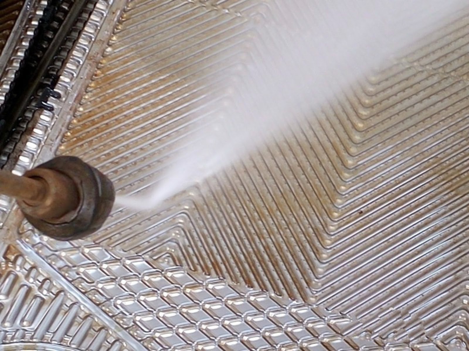 Ultrasonic Cleaning Machine in the field of Plate Cleaning