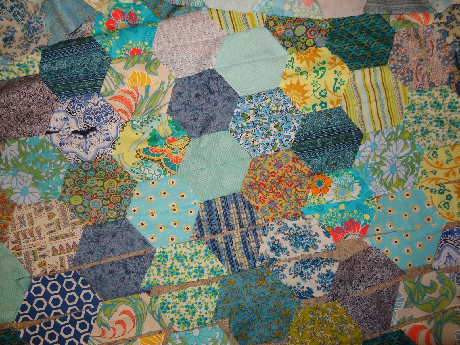 Love Laugh Quilt: Half Hexagons