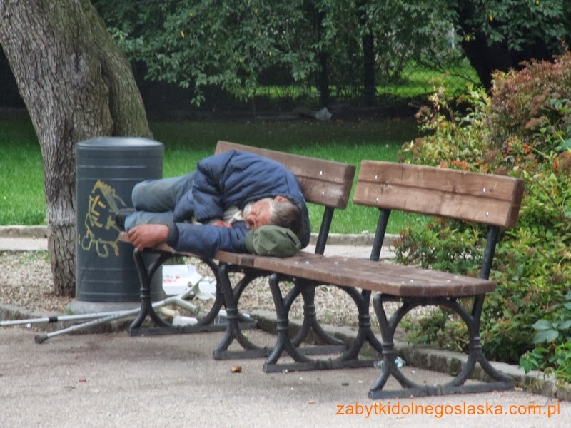 Zabytki Śląska - blog: Menel nasz powszedni