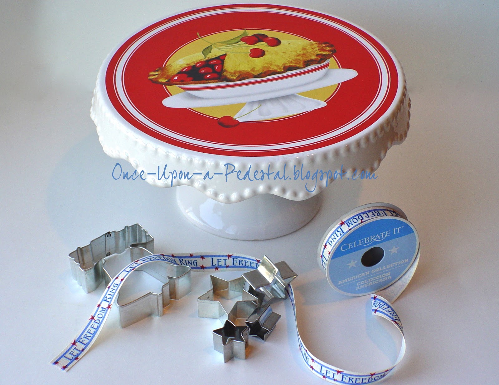 Once Upon A Pedestal: Surprise Inside Cake - Hidden Stars "Let Freedom ...