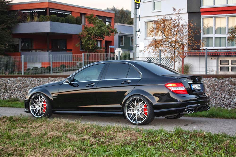 Mercedes-Benz C63 AMG W204 on R20 MOZ Wheels | BENZTUNING