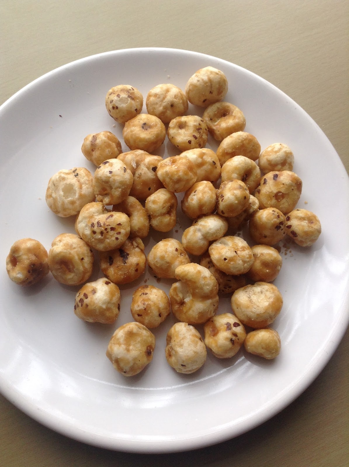 Karma Bites Popped Lotus Seeds: Caramel & Himalayan Pink Salt