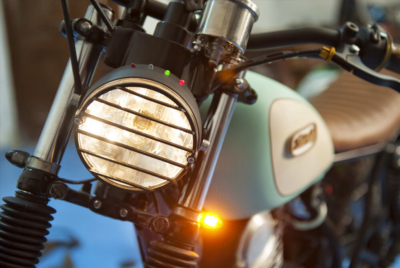 Yamaha SR 250 "Snob Travel" by The Bike Lab - Lsr Bikes