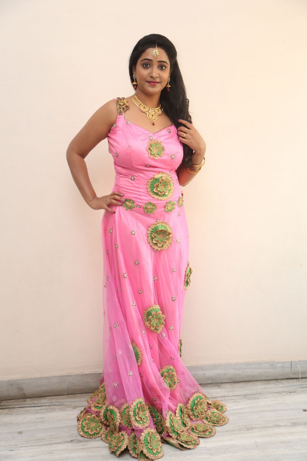 Aiswarya Addala glamorous in pink