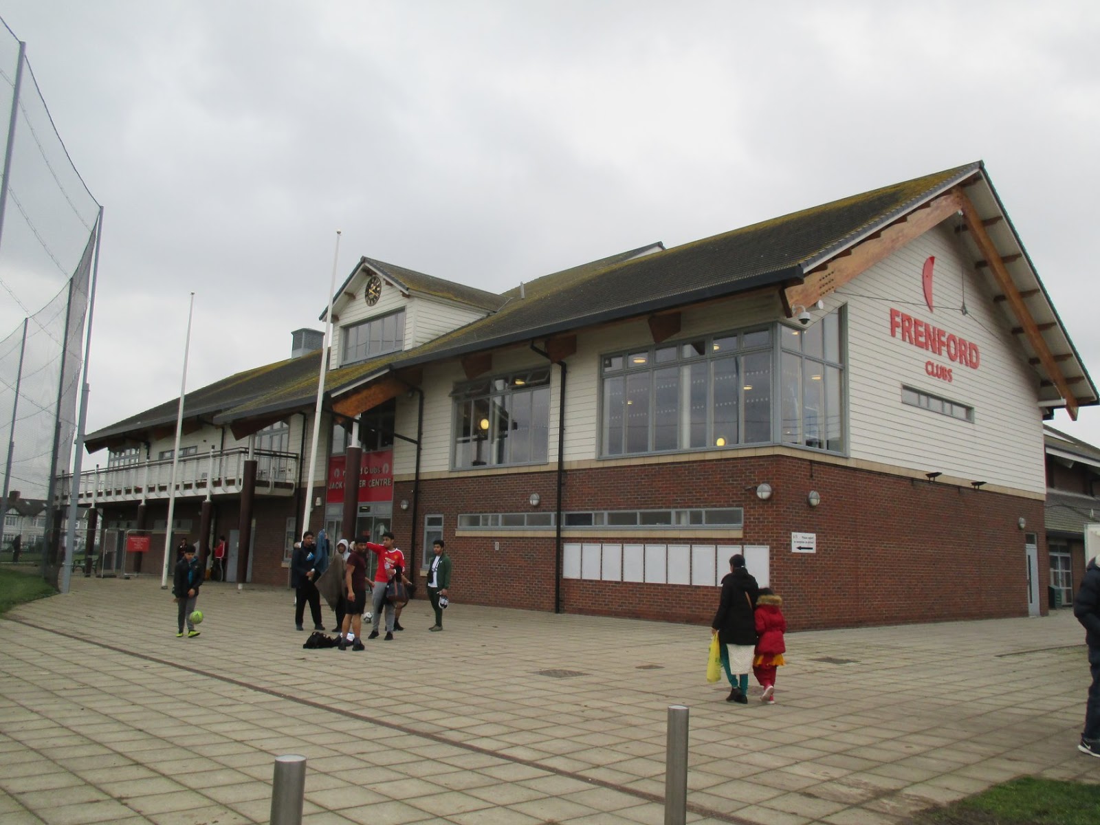 Pie and Mushy Peas: Frenford FC