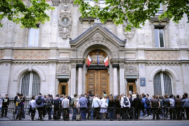 ISM Français 1: FR I Semestre I.VI.28-31 L'école 1er partie