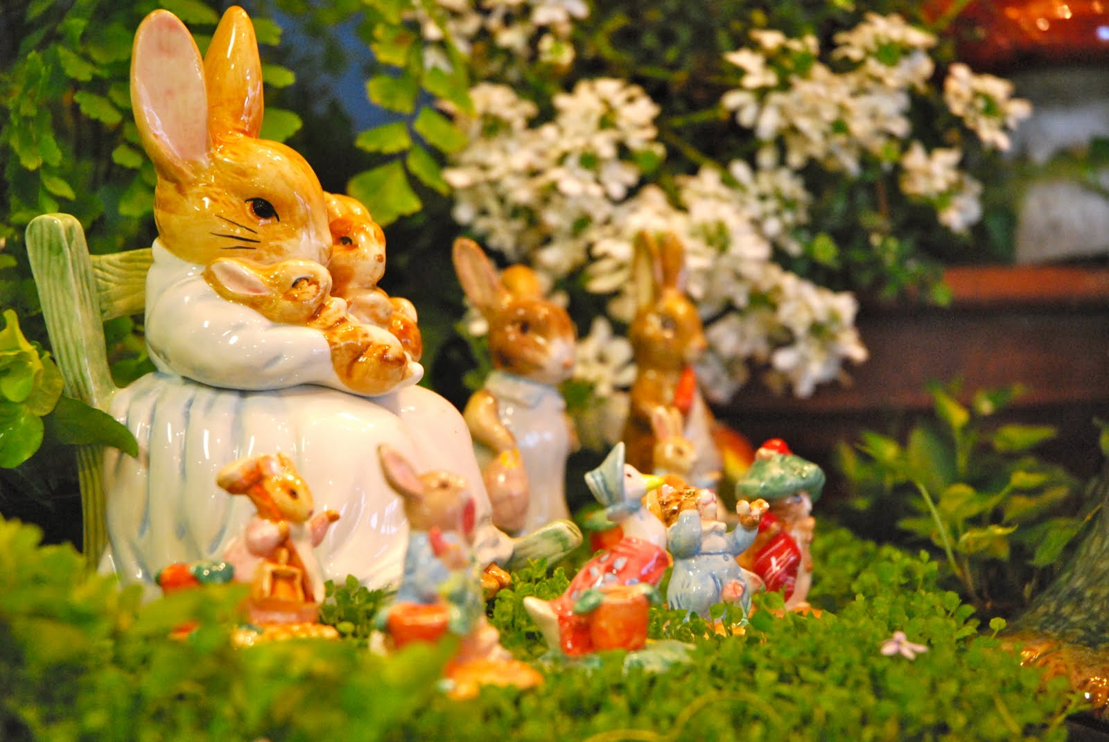 THE FRENCH HUTCH: BEATRIX POTTER ~ "MR. McGREGOR'S GARDEN" REVISITED