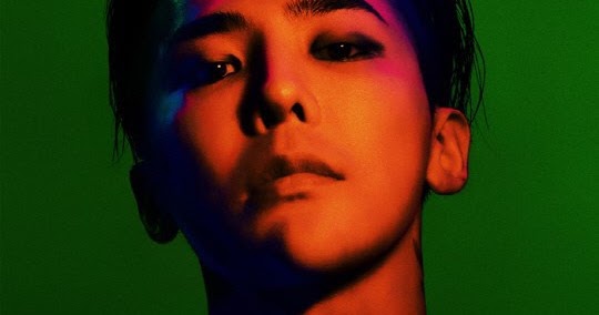 GD ranks #1 singer brand of the month, Twice at #2