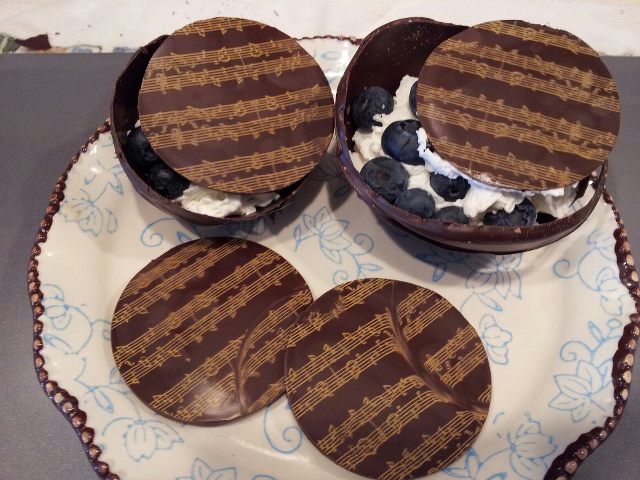 Desserts by Michelle: Edible Chocolate Transfer Sheets.