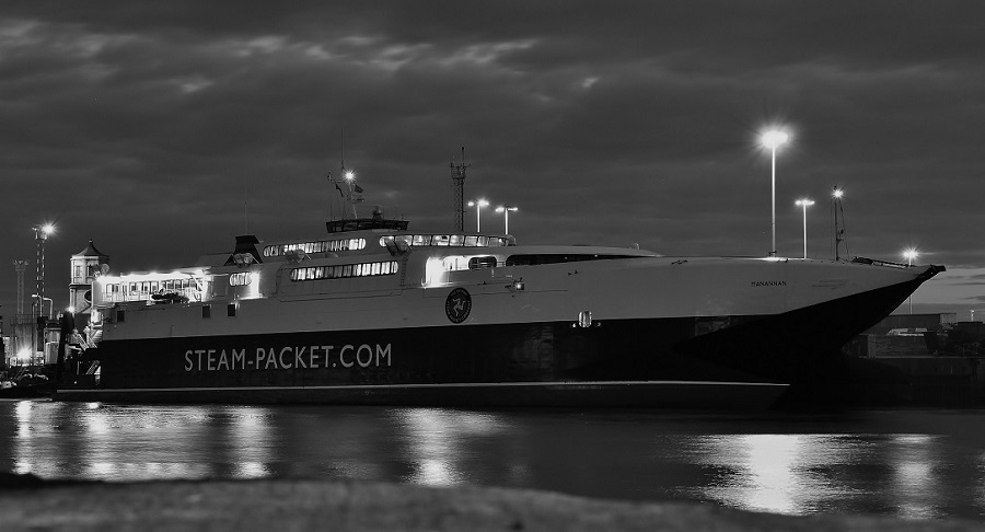 VESSELS AT HOLYHEAD: NEW TITLE PICTURE....Isle of Man Steam packet ...