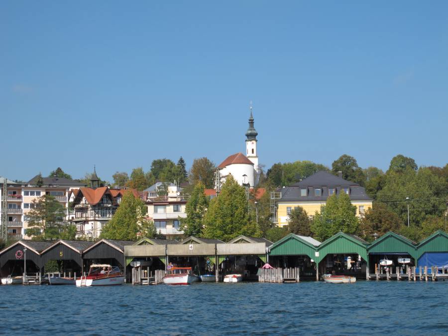 Papillon 971: "Starnberger See" visited by boat