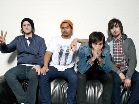 Los Rincones del Universo: The Temper Trap (2012