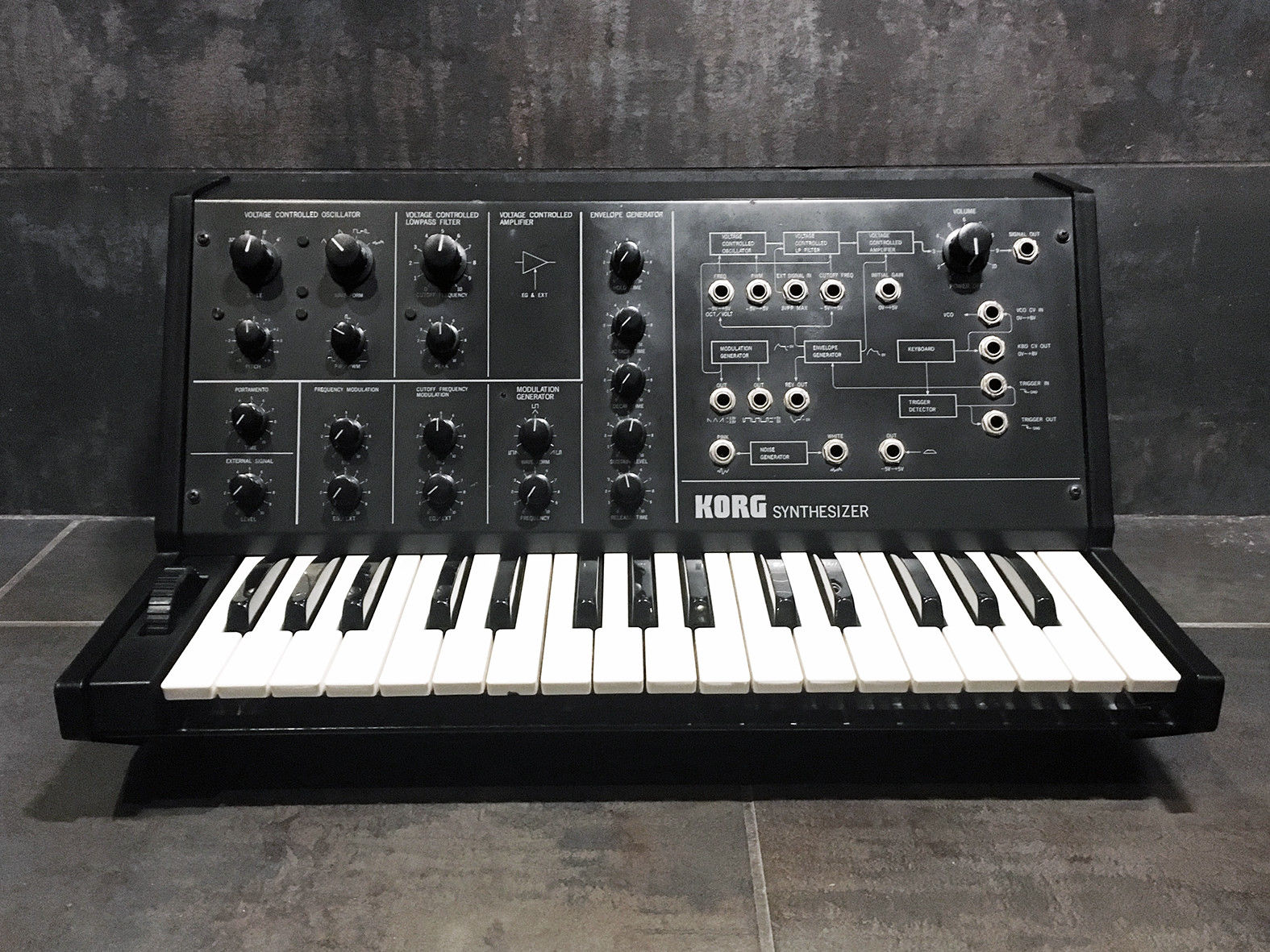 MATRIXSYNTH: KORG MS10 Vintage Analog Semi-Modular Mono Synth SN 132731