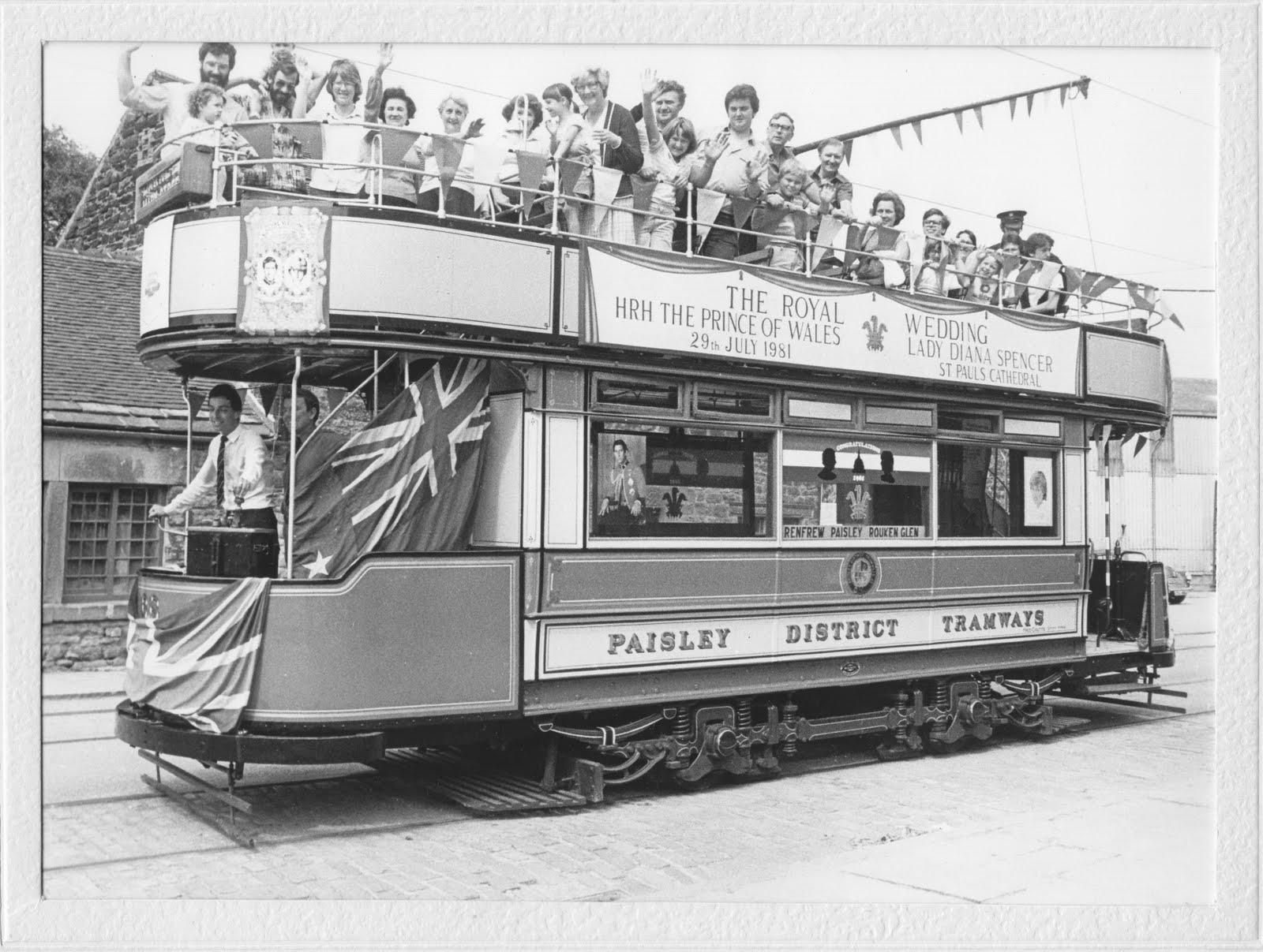 Richard's Tram Blog: May 2011