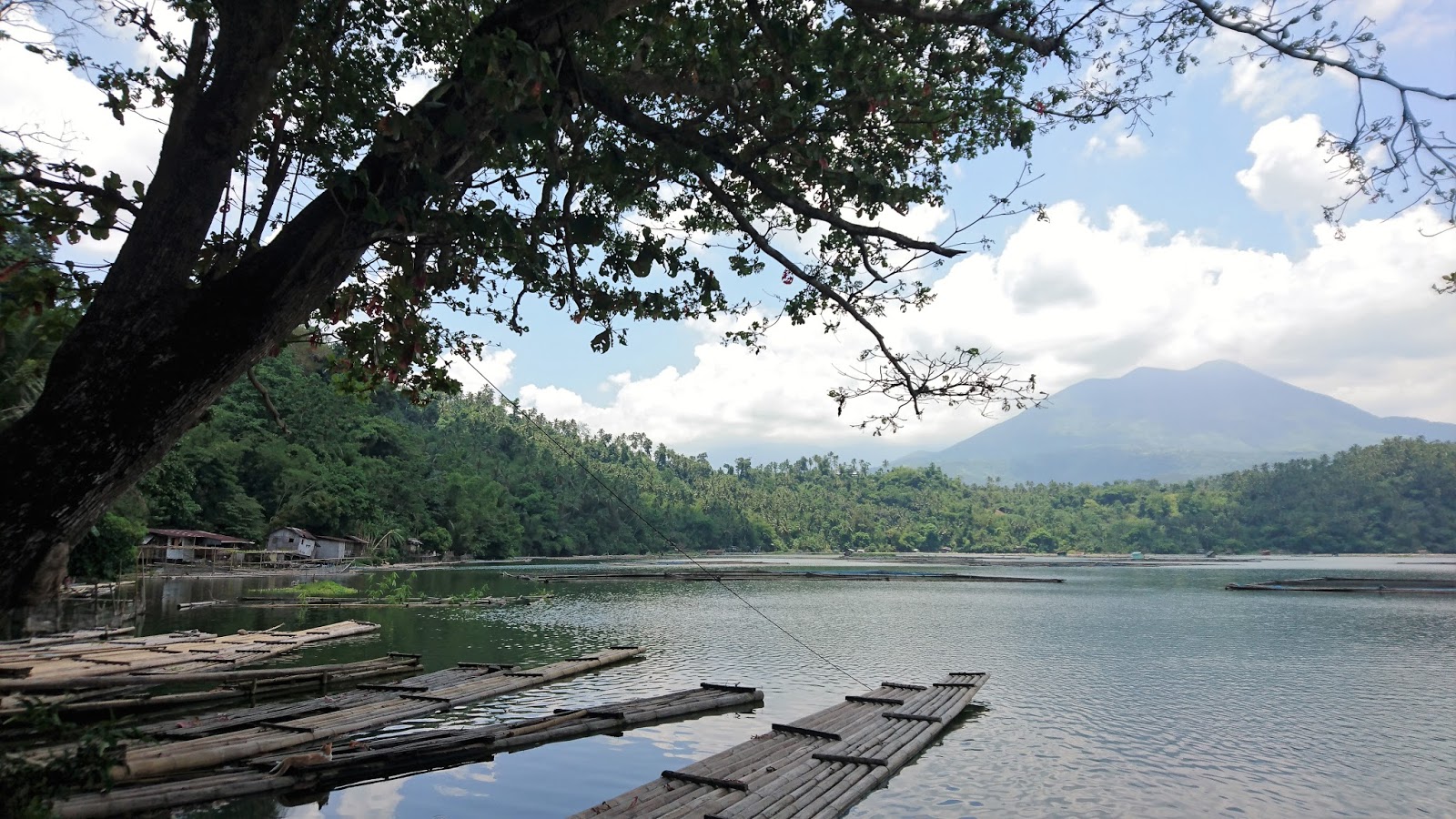 iCONoclast: Day Trip: 7 Lakes of San Pablo City