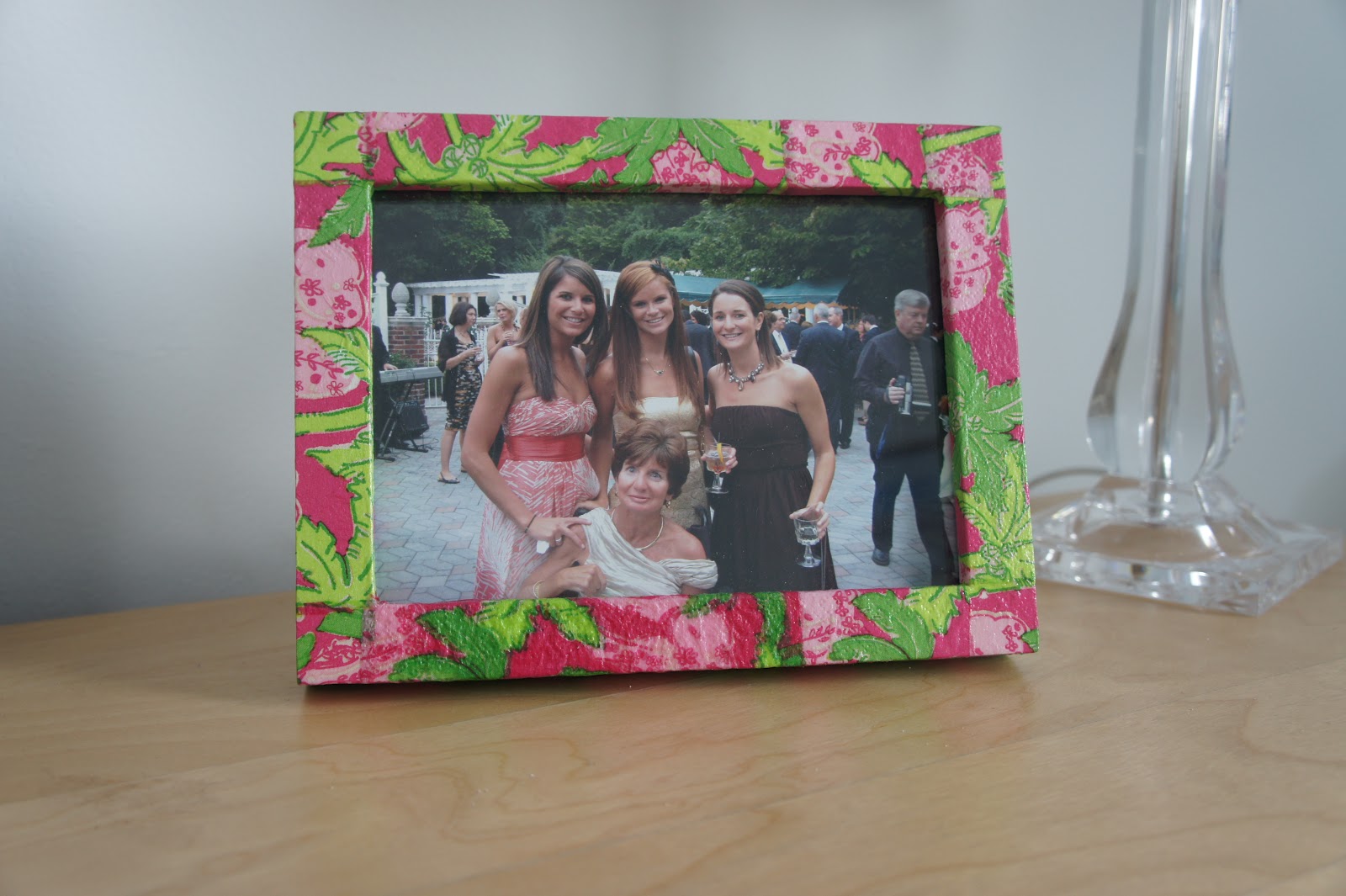 love&laughter: Craft of the Week: Mod Podge Lilly Pulitzer Picture Frame