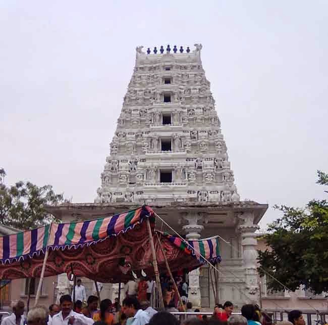 ap temples: Penuganchiprolu Temple
