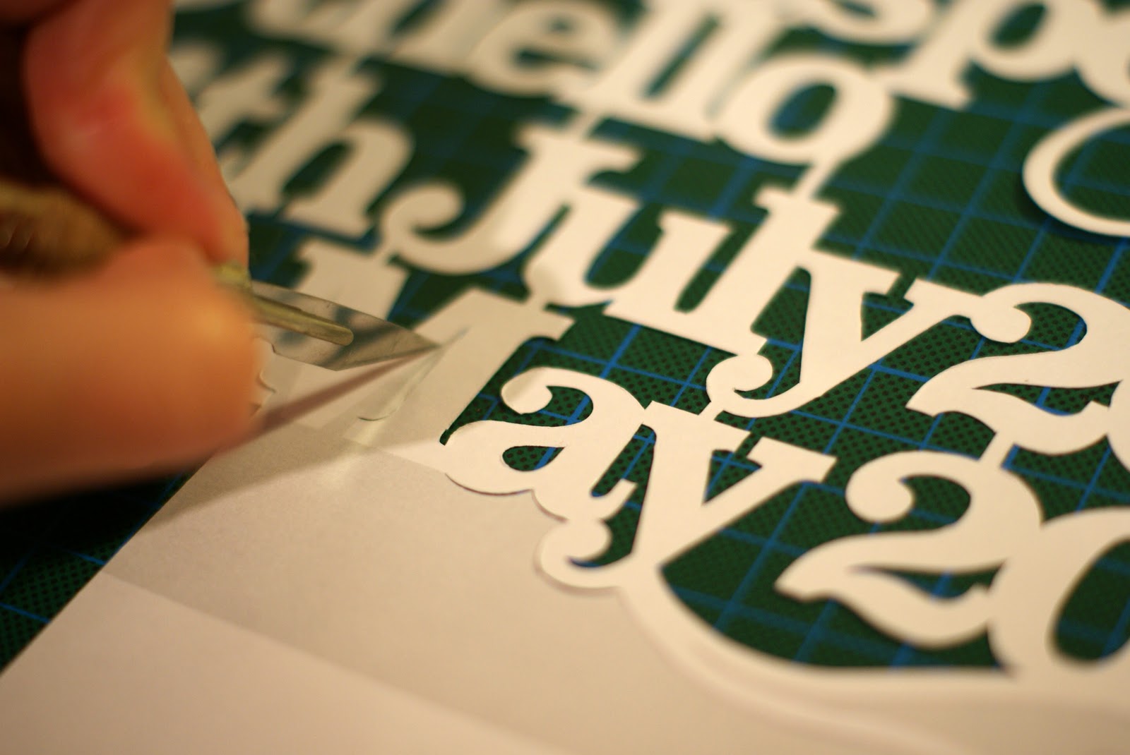 Kyleighs Papercuts: How to papercut 2: Cutting your design