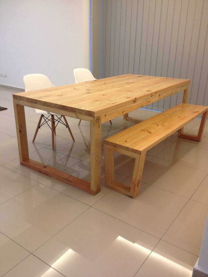 Kayu Warisan Malaysia: Perabut Dari Kayu Pine Wood