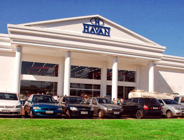 Negócios | Havan, a loja que vende tudo tem fachada de Casa Branca e ...