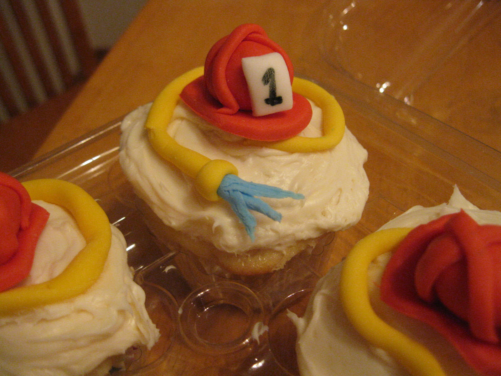 Cake It From Me: Fireman cupcakes