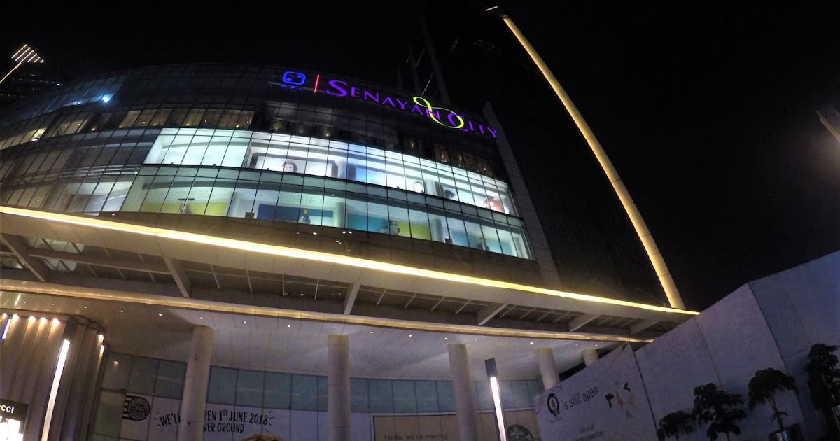 Senayan City Mall ~ Wisata Syarta - Stevenly Takapaha