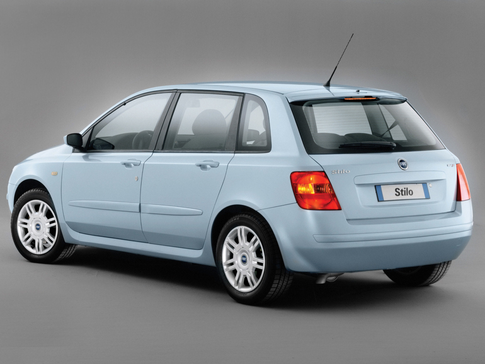 Fiat Stilo fotos e imagens ~ Links da WEB