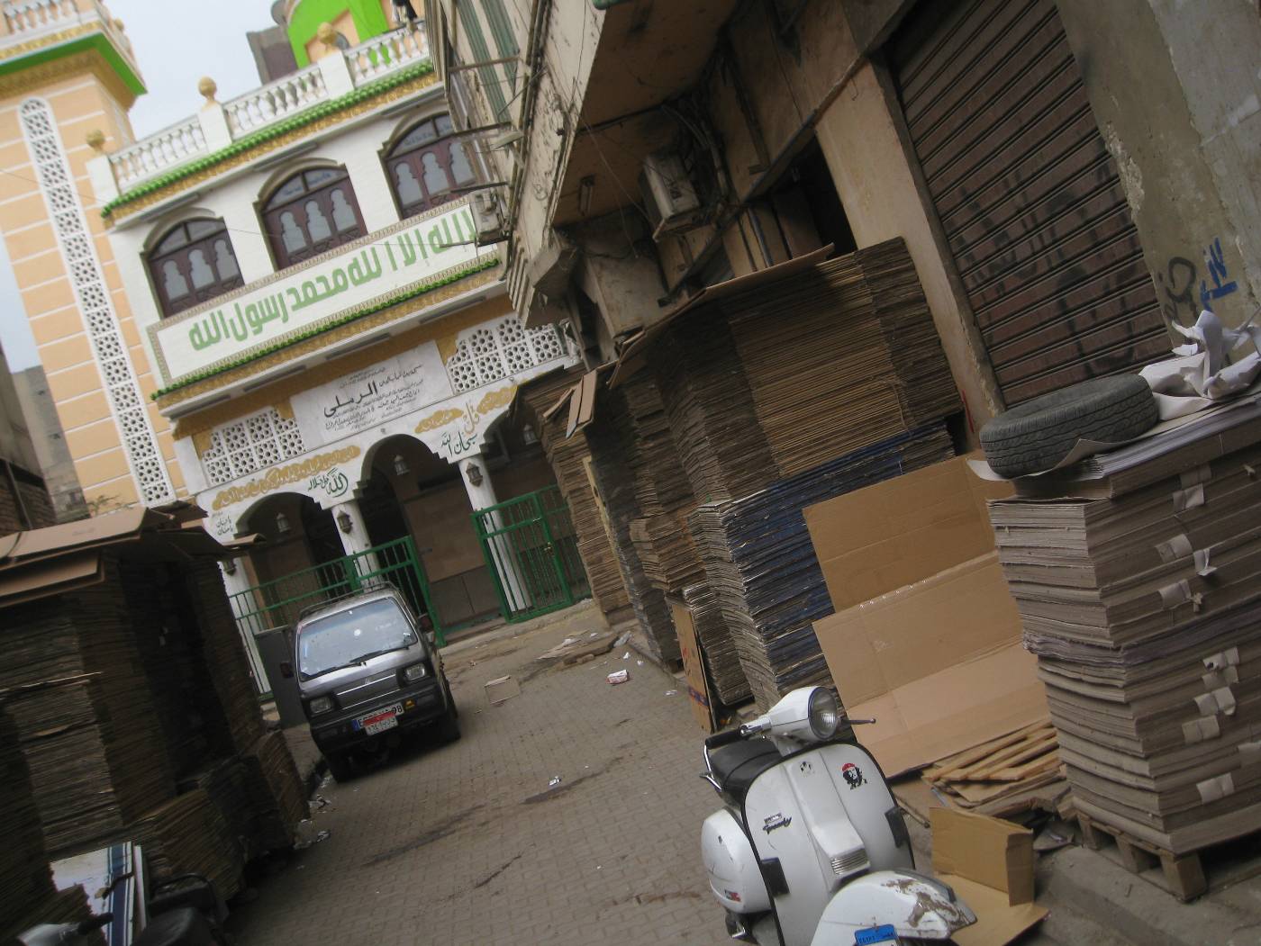 Shari's Chocolate Box: Alley Wandering