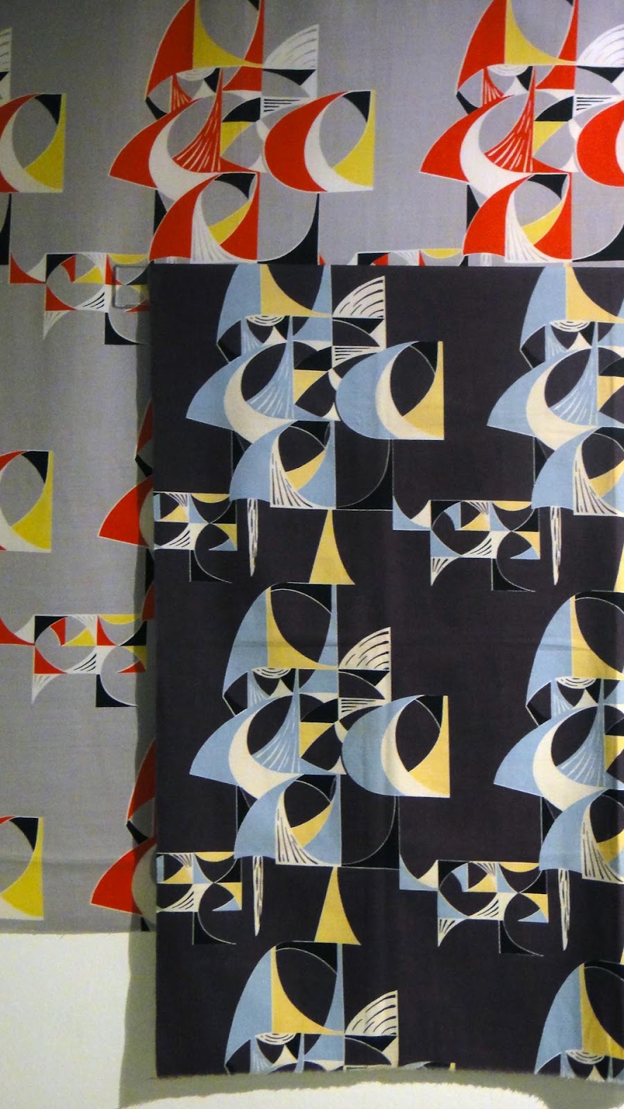 Fashion and Sarcasm: Designing Women: Post-War British Textiles