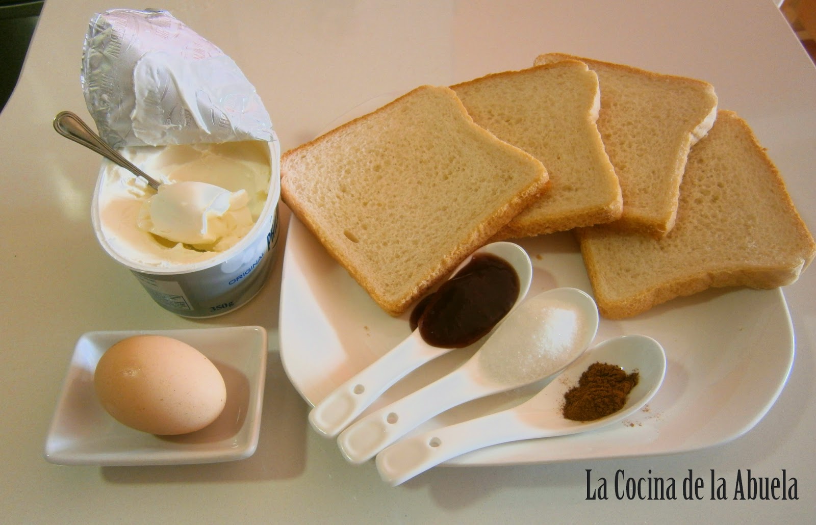 Tostadas Francesas Enrolladas.