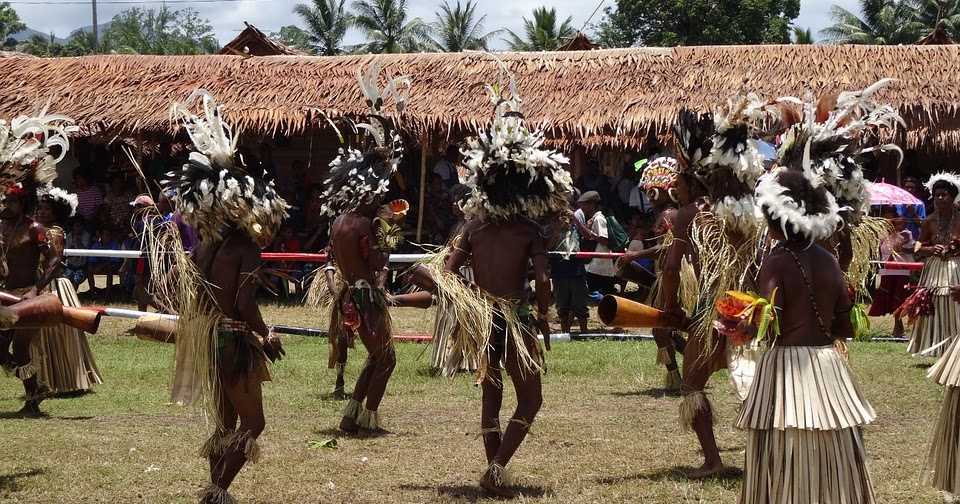 Pengertian & Sejarah Ras Bangsa Melanesoid - M-BARSAL