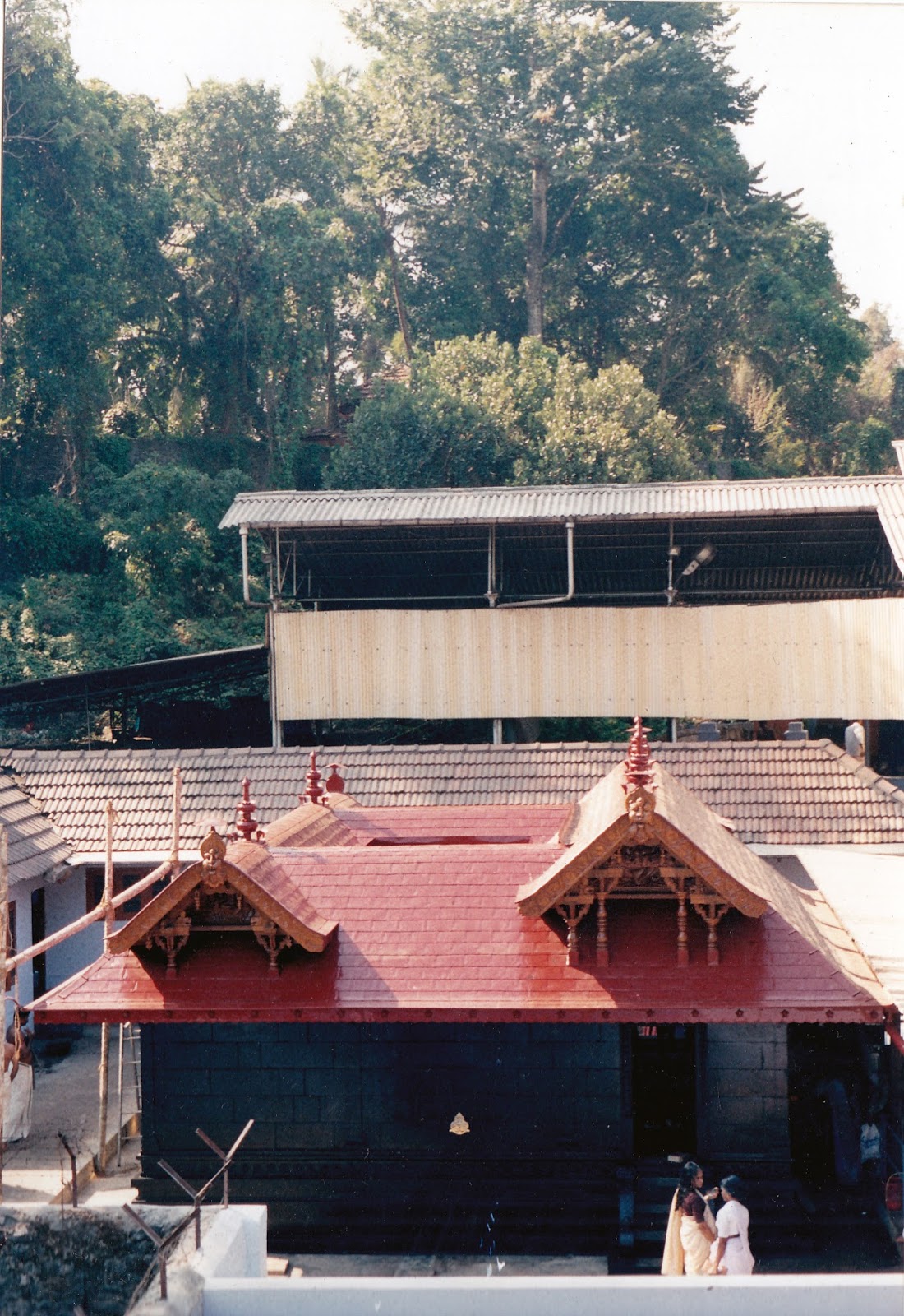 KERALA GOD'S OWN COUNTRY : KADAMPUZHA BHAGAVATHY TEMPLE