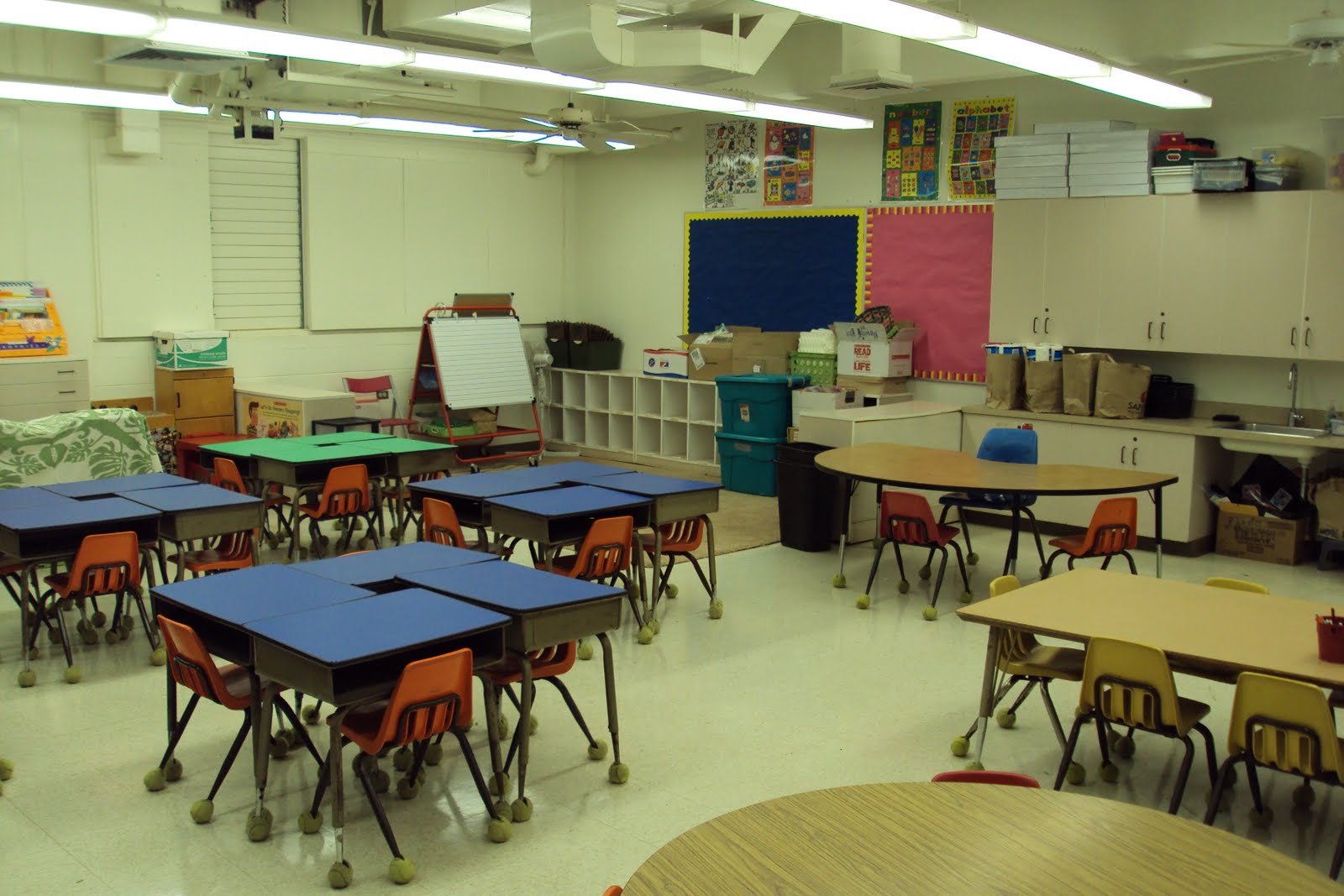 Mrs. Peterson's Room: My Classroom - After....