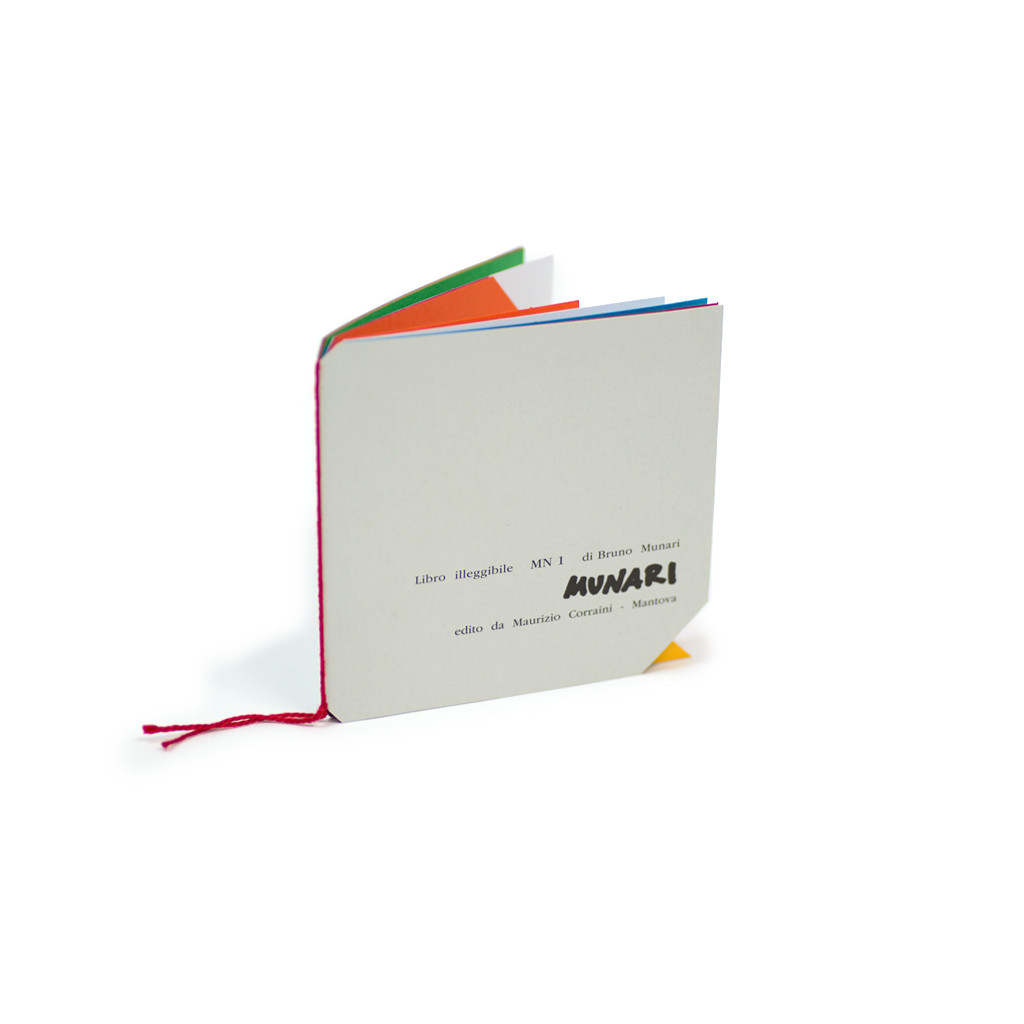 Artists' Books and Multiples: Bruno Munari | Libro illeggibile