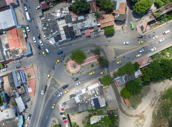 CRONICAS DE CUCUTA: 1484.- ASI SE VEN LAS REDOMAS DESDE EL AIRE