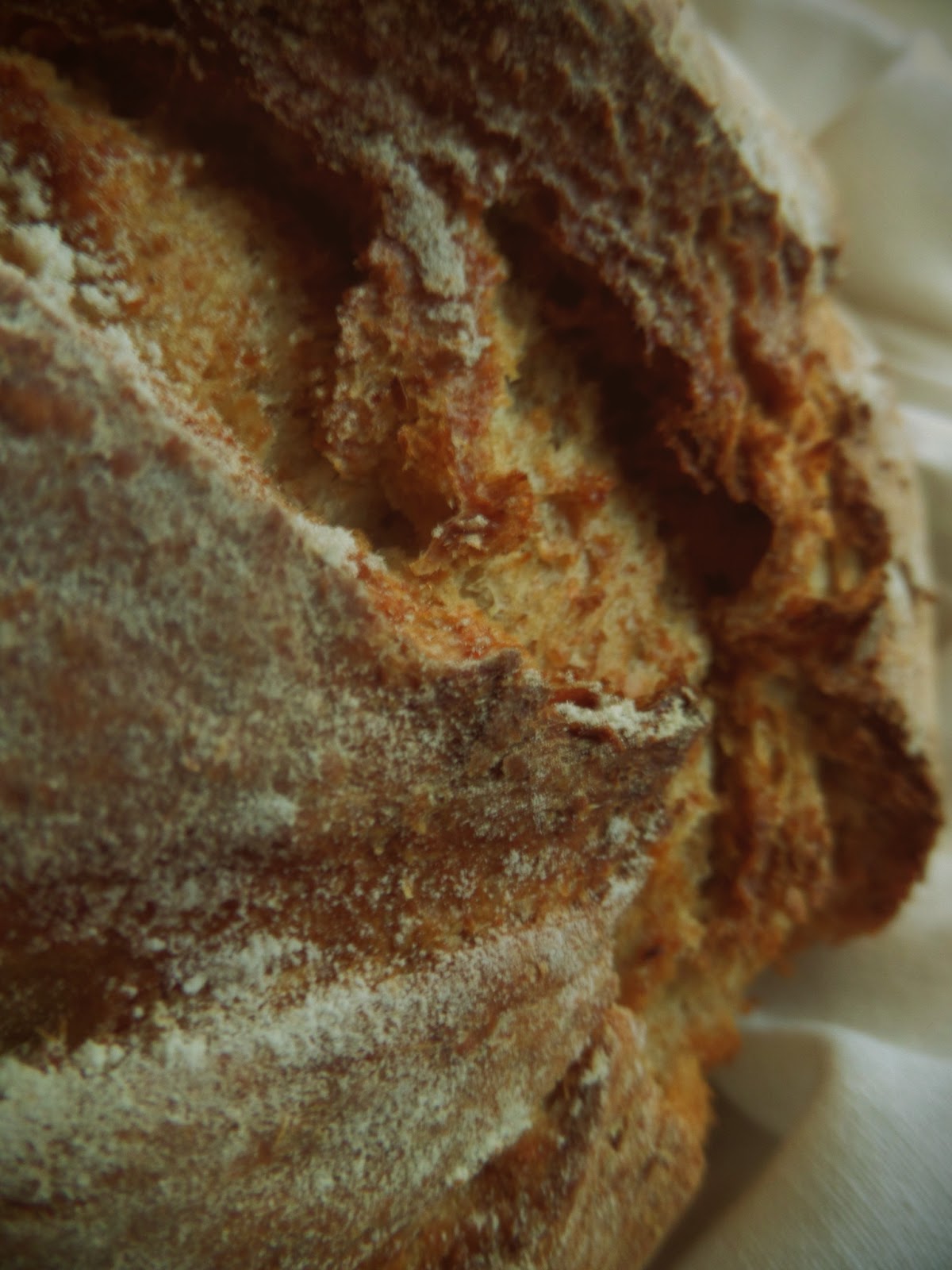 Honey wholemeal bread // Miche de Pain complet au miel | My Nomad Cuisine
