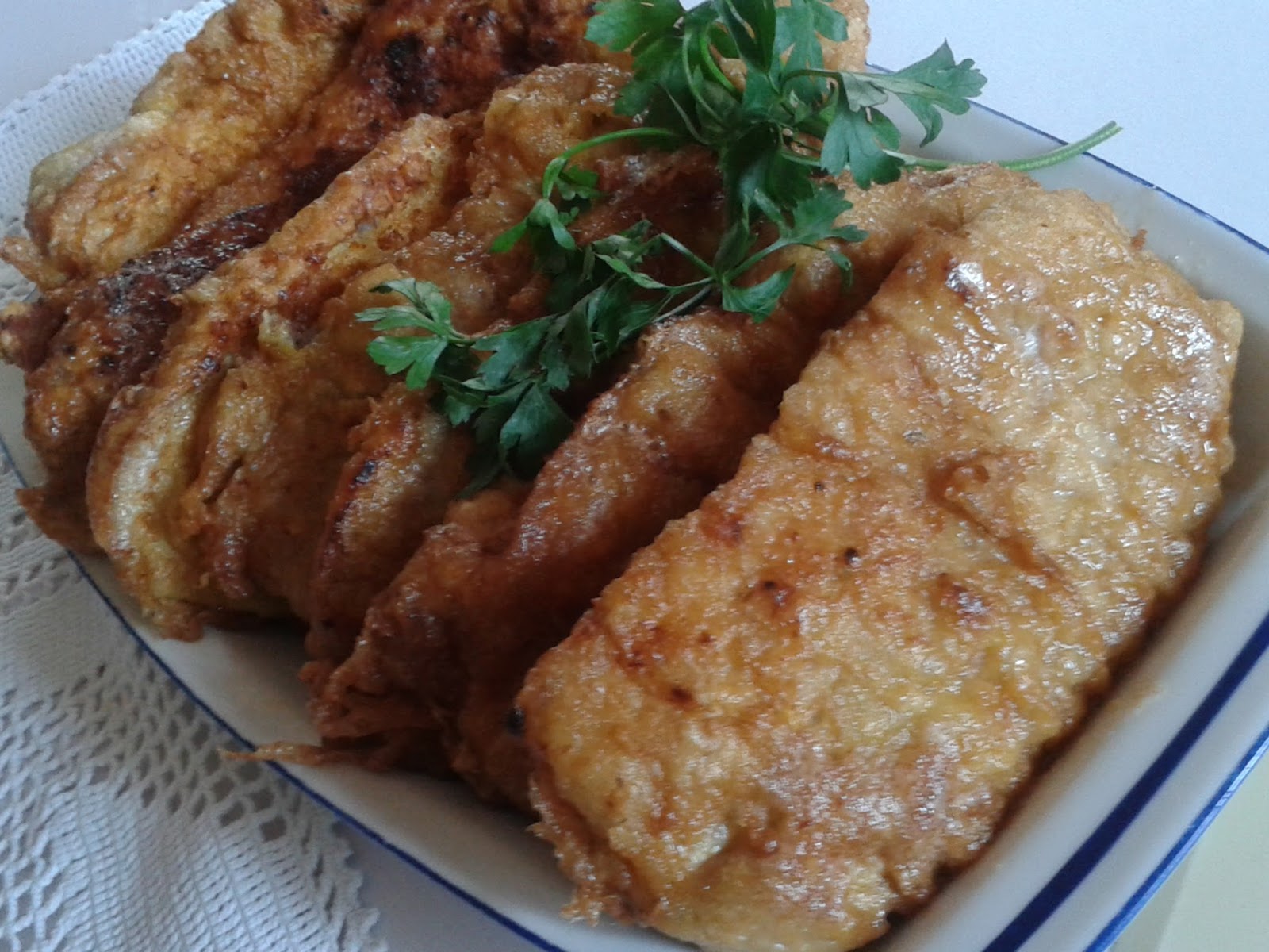 Mickinakuhinja: POHOVANE SVINJSKE ŠNICLE NA ULJU ILI U RERNI