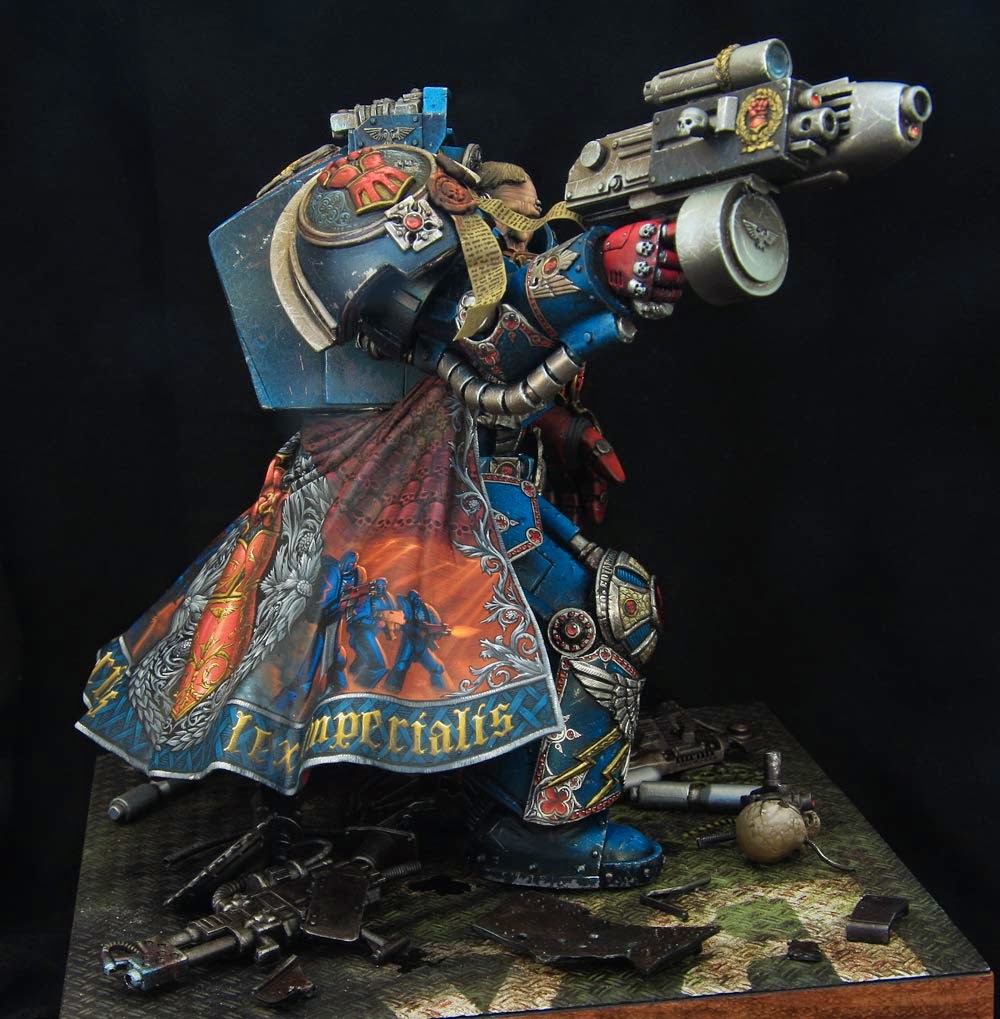 Serpentarium: Captain of the 1st company Crimson fists chapter.