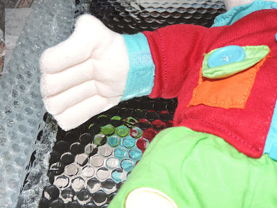 Mail4Rosey: Learning to Button, Zip & Tie? One Step Ahead has a #Solutions!