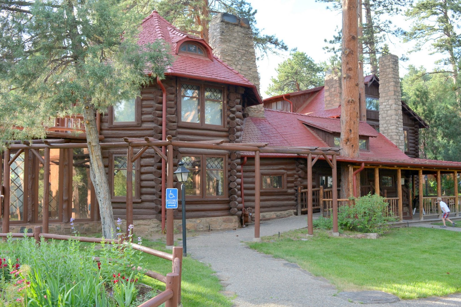 Mille Fiori Favoriti: The Hiwan Homestead Museum