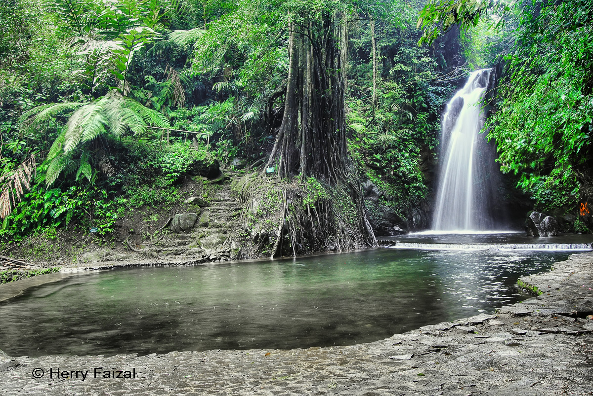 Air Terjun Curug Putri Kuningan