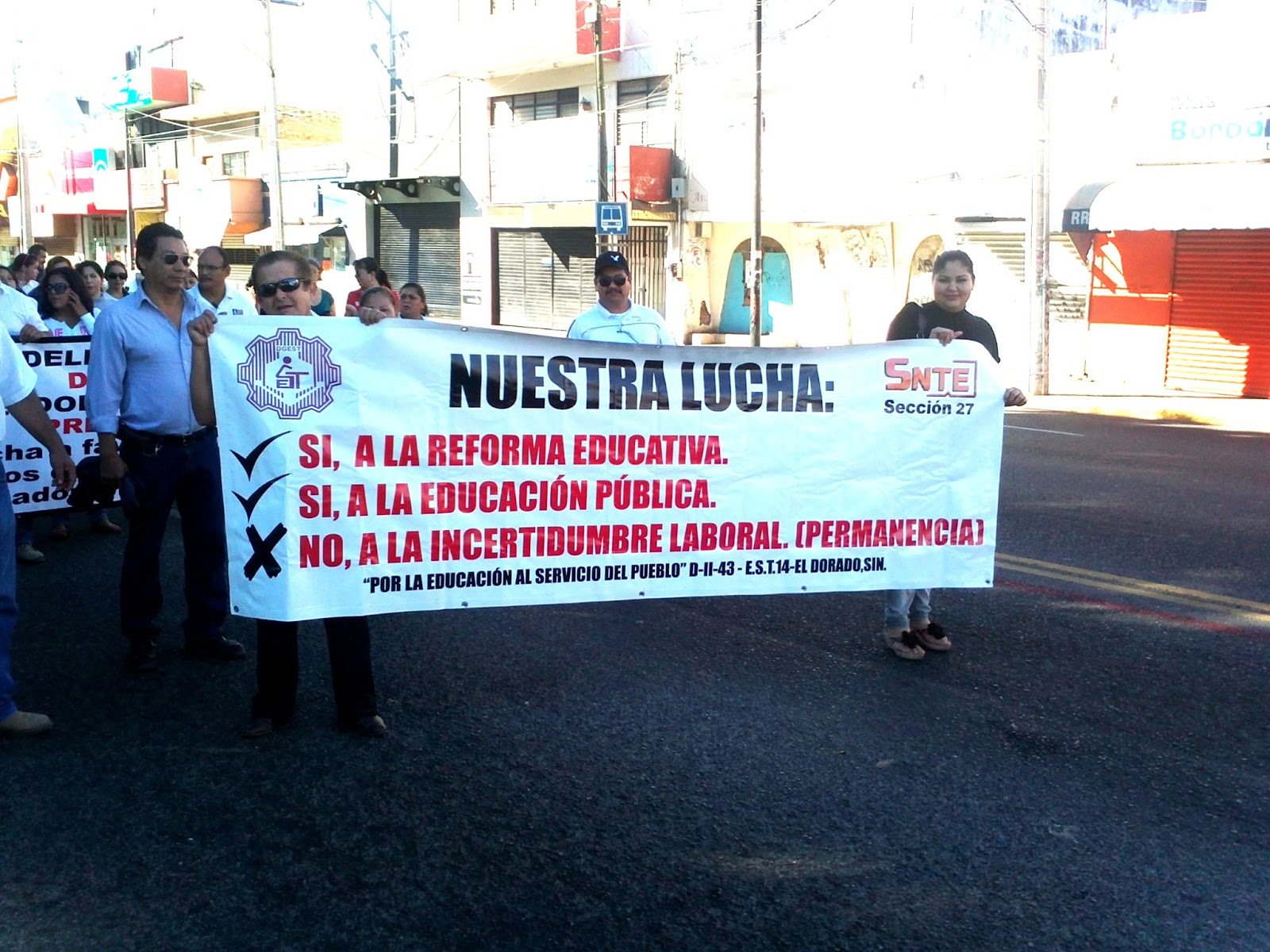 Marchas contra reforma laboral por parte del SNTE sección 27